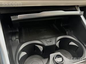 Brown BMW 320 2021 in Jelgava, with an engine capacity of 2.00 L and mileage of 230 thousand km for 20500 €, photo 24 on AUTOMOTO.COM.LV