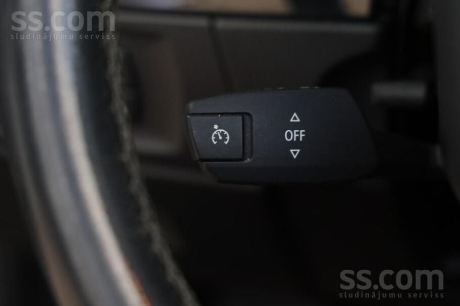 BMW 320 2010 in Tukums, with an engine capacity of 2.00 L and mileage of 240 thousand km for 8500 €, photo 15 on AUTOMOTO.COM.LV
