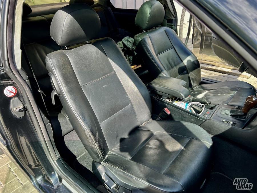 BMW 320 2002 in Elektrenai, with an engine capacity of 2.20 L and mileage of 400 thousand km for 4250 €, photo 20 on AUTOMOTO.COM.LV