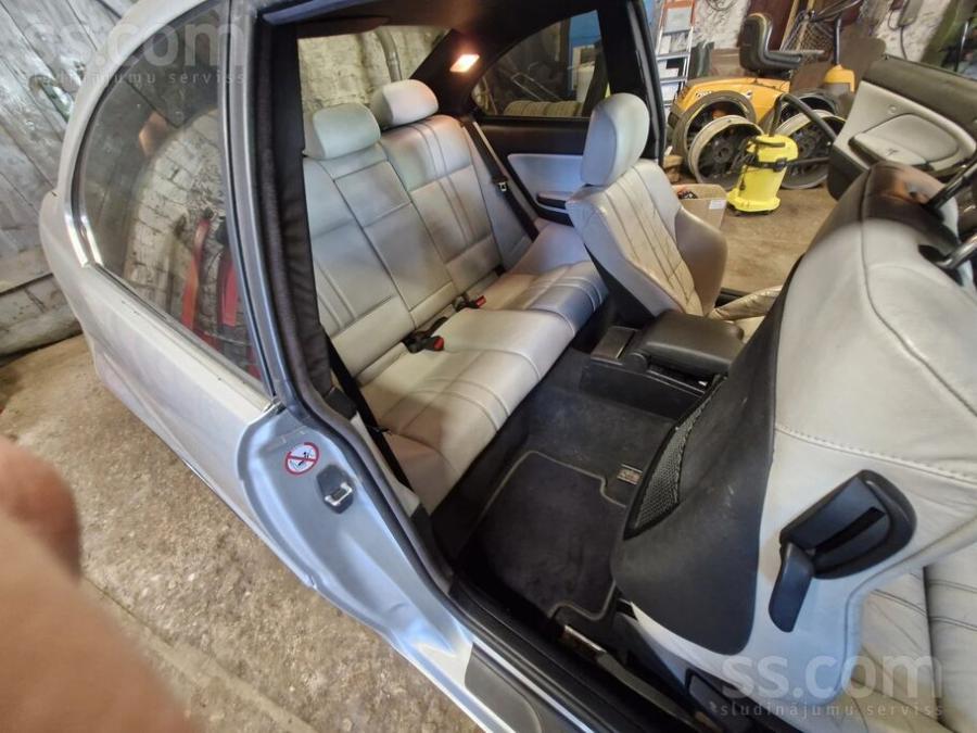 BMW 320 2004 Limbaži, ar dzinēja tilpumu 2.00 L un nobraukumu 304 tūkst. km par 3950 €, foto 4 vietnē AUTOMOTO.COM.LV