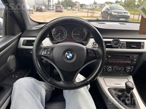 BMW 320 2007 in Riga, with an engine capacity of 2.00 L and mileage of 291 thousand km for 5430 €, photo 4 on AUTOMOTO.COM.LV