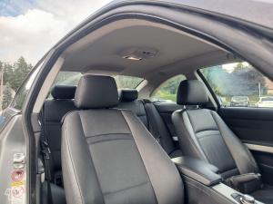BMW 320 2007 in Kelme, with an engine capacity of 2.00 L and mileage of 147 thousand km for 5500 €, photo 15 on AUTOMOTO.COM.LV