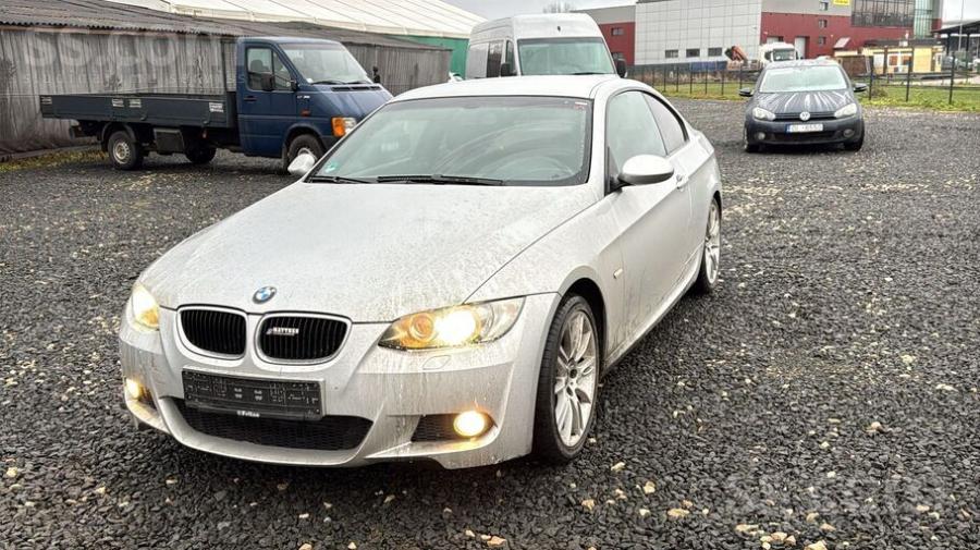 BMW 320 2008 in Riga, with an engine capacity of 2.00 L and mileage of 441 thousand km for 6600 €, photo 26 on AUTOMOTO.COM.LV