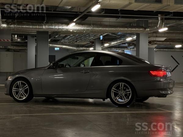 BMW 320 2011 in Riga, with an engine capacity of 2.00 L and mileage of 234 thousand km for 6900 €, photo 4 on AUTOMOTO.COM.LV