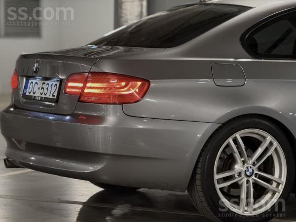 BMW 320 2011 in Riga, with an engine capacity of 2.00 L and mileage of 234 thousand km for 6900 €, photo 7 on AUTOMOTO.COM.LV
