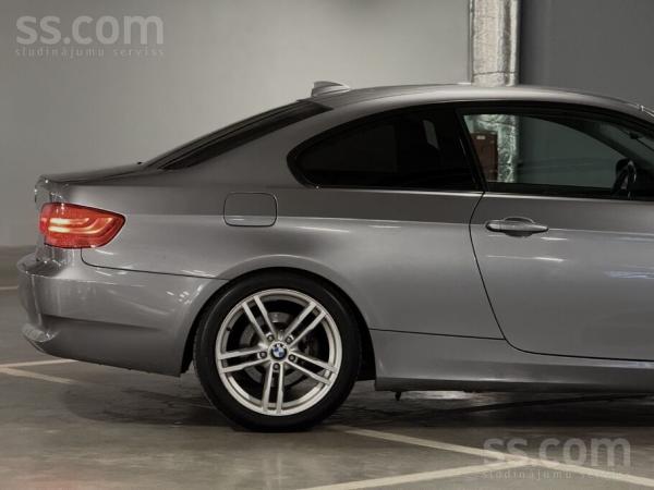 BMW 320 2011 in Riga, with an engine capacity of 2.00 L and mileage of 234 thousand km for 6900 €, photo 8 on AUTOMOTO.COM.LV