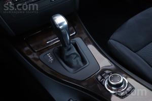 BMW 320 2011 in Tukums, with an engine capacity of 2.00 L and mileage of 261 thousand km for 9950 €, photo 10 on AUTOMOTO.COM.LV