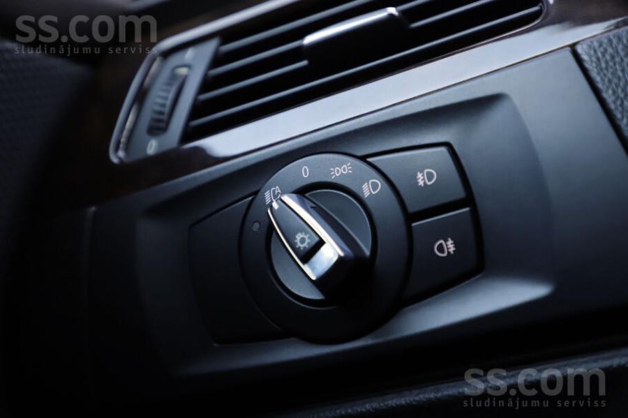 BMW 320 2011 in Tukums, with an engine capacity of 2.00 L and mileage of 261 thousand km for 9950 €, photo 13 on AUTOMOTO.COM.LV