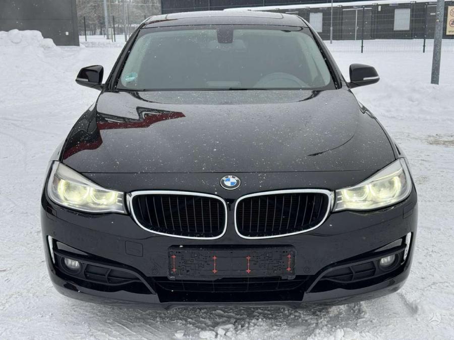 Black BMW 320 Gran Turismo 2013 in Vilnius, with an engine capacity of 2.00 L and mileage of 304 thousand km for 7950 €, photo 2 on AUTOMOTO.COM.LV