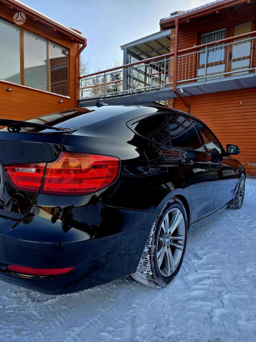 Black BMW 320 Gran Turismo 2013 in Marijampole, with an engine capacity of 2.00 L and mileage of 320 thousand km for 9500 €, photo 13 on AUTOMOTO.COM.LV