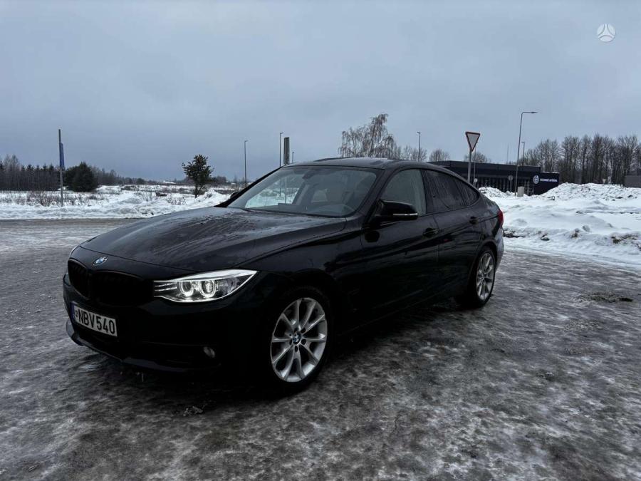 Black BMW 320 Gran Turismo 2013 in Vilnius, with an engine capacity of 2.00 L and mileage of 293 thousand km for 9800 €, photo 2 on AUTOMOTO.COM.LV
