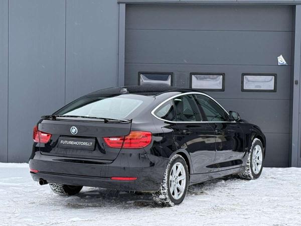 Black BMW 320 Gran Turismo 2013 in Kaunas, with an engine capacity of 2.00 L and mileage of 285 thousand km for 10999 €, photo 2 on AUTOMOTO.COM.LV