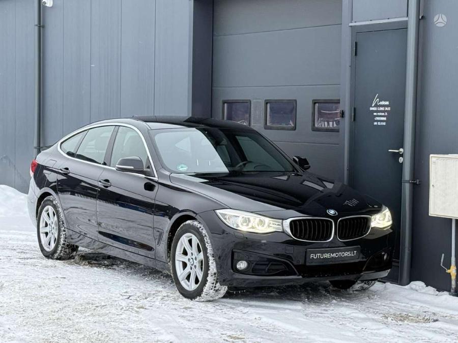 Black BMW 320 Gran Turismo 2013 in Kaunas, with an engine capacity of 2.00 L and mileage of 285 thousand km for 10999 €, photo 5 on AUTOMOTO.COM.LV
