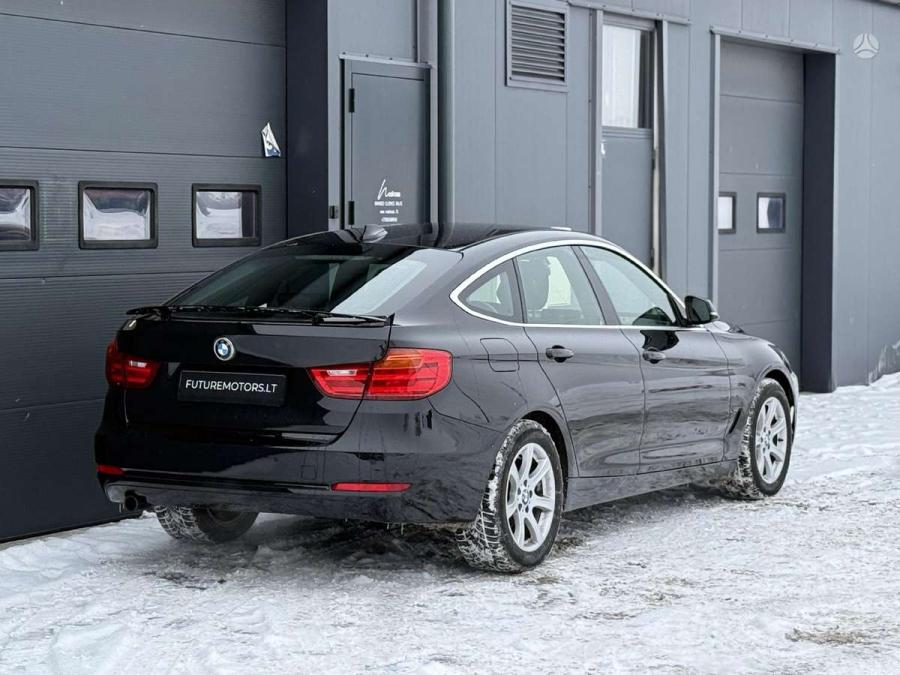 Black BMW 320 Gran Turismo 2013 in Kaunas, with an engine capacity of 2.00 L and mileage of 285 thousand km for 10999 €, photo 6 on AUTOMOTO.COM.LV