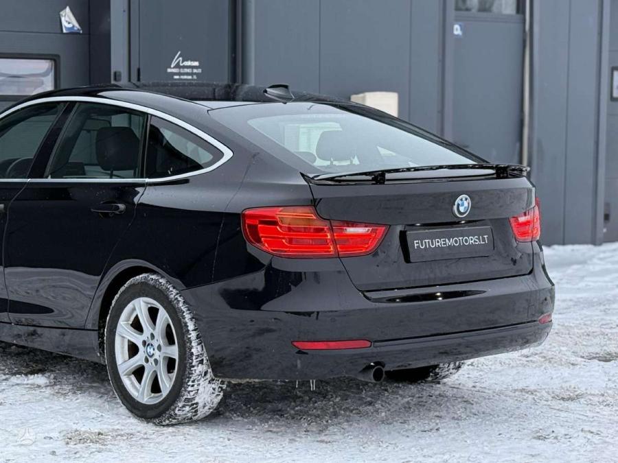 Black BMW 320 Gran Turismo 2013 in Kaunas, with an engine capacity of 2.00 L and mileage of 285 thousand km for 10999 €, photo 33 on AUTOMOTO.COM.LV