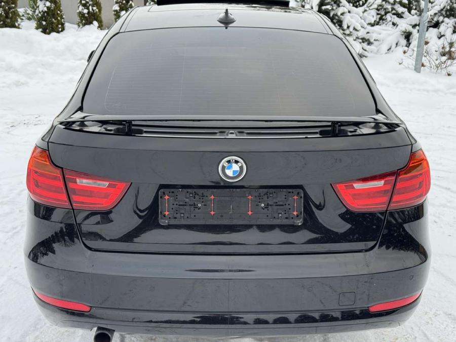 Black BMW 320 Gran Turismo 2013 in Prienai, with an engine capacity of 2.00 L and mileage of 304 thousand km for 8600 €, photo 7 on AUTOMOTO.COM.LV