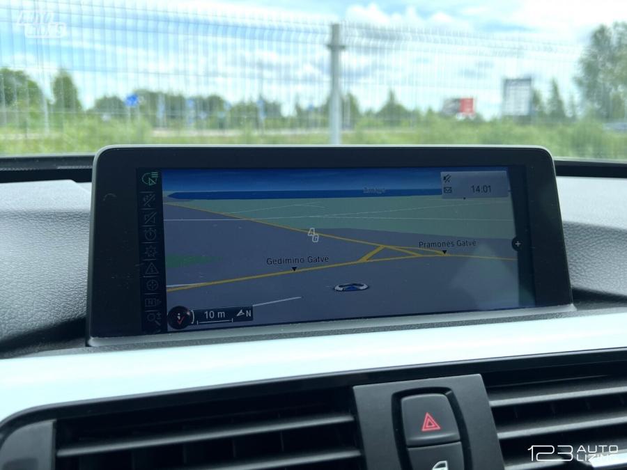 Melns BMW 320 Gran Turismo 2013 Tauragė, ar dzinēja tilpumu 2.00 L un nobraukumu 261 tūkst. km par 9500 €, foto 22 vietnē AUTOMOTO.COM.LV