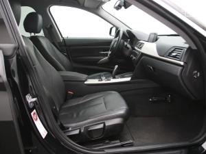 Melns BMW 320 Gran Turismo 2013 Viļņa, ar dzinēja tilpumu 2.00 L un nobraukumu 221 tūkst. km par 10599 €, foto 15 vietnē AUTOMOTO.COM.LV