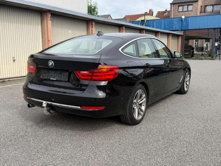 Melns BMW 320 Gran Turismo 2013 Šauļi, ar dzinēja tilpumu 2.00 L un nobraukumu 290 tūkst. km par 7100 €, foto 3 vietnē AUTOMOTO.COM.LV