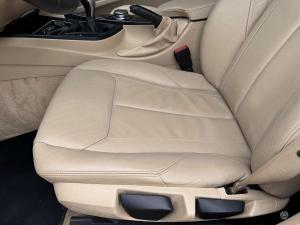 Black BMW 320 Gran Turismo 2013 in Siauliai, with an engine capacity of 2.00 L and mileage of 290 thousand km for 7950 €, photo 17 on AUTOMOTO.COM.LV