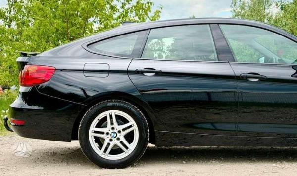 Melns BMW 320 Gran Turismo 2013 Šauļi, ar dzinēja tilpumu 2.00 L un nobraukumu 265 tūkst. km par 12200 €, foto 9 vietnē AUTOMOTO.COM.LV