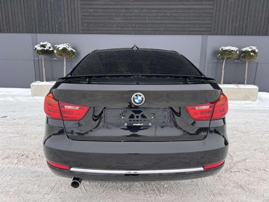 Black BMW 320 Gran Turismo 2015 in Siauliai, with an engine capacity of 2.00 L and mileage of 233 thousand km for 10150 €, photo 8 on AUTOMOTO.COM.LV