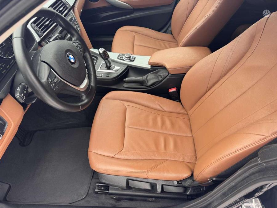 Black BMW 320 Gran Turismo 2015 in Siauliai, with an engine capacity of 2.00 L and mileage of 233 thousand km for 10150 €, photo 13 on AUTOMOTO.COM.LV