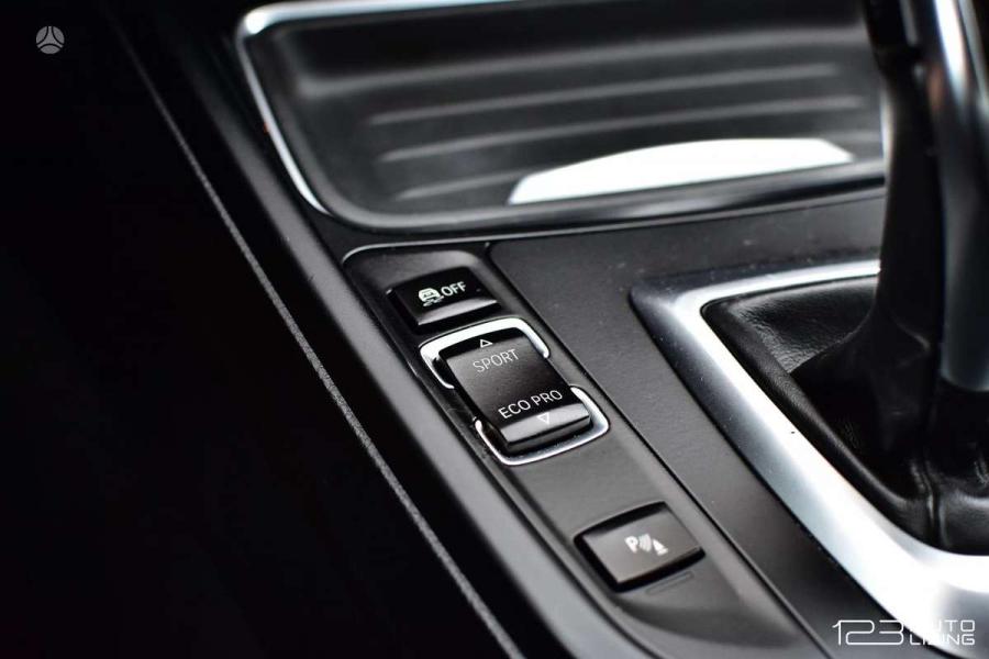 Black BMW 320 Gran Turismo 2015 in Kretinga, with an engine capacity of 2.00 L and mileage of 276 thousand km for 12650 €, photo 17 on AUTOMOTO.COM.LV