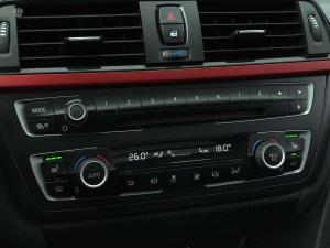 Melns BMW 320 Gran Turismo 2015 Kauņa, ar dzinēja tilpumu 2.00 L un nobraukumu 249 tūkst. km par 12500 €, foto 18 vietnē AUTOMOTO.COM.LV