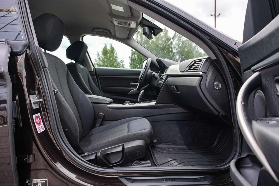 Melns BMW 320 Gran Turismo 2015 Marijampole, ar dzinēja tilpumu 2.00 L un nobraukumu 237 tūkst. km par 11250 €, foto 40 vietnē AUTOMOTO.COM.LV