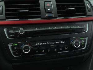 Melns BMW 320 Gran Turismo 2015 Kauņa, ar dzinēja tilpumu 2.00 L un nobraukumu 249 tūkst. km par 11999 €, foto 19 vietnē AUTOMOTO.COM.LV