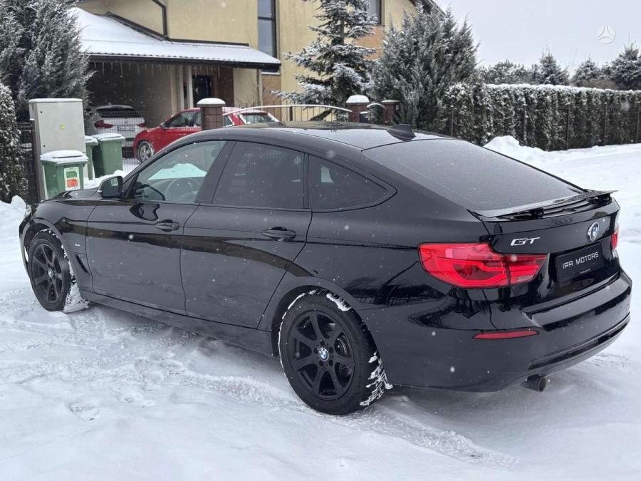 Black BMW 320 Gran Turismo 2016 in Kaunas, with an engine capacity of 2.00 L and mileage of 254 thousand km for 11900 €, photo 8 on AUTOMOTO.COM.LV