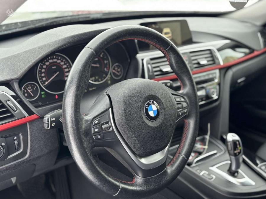 Black BMW 320 Gran Turismo 2016 in Kaunas, with an engine capacity of 2.00 L and mileage of 254 thousand km for 11900 €, photo 14 on AUTOMOTO.COM.LV