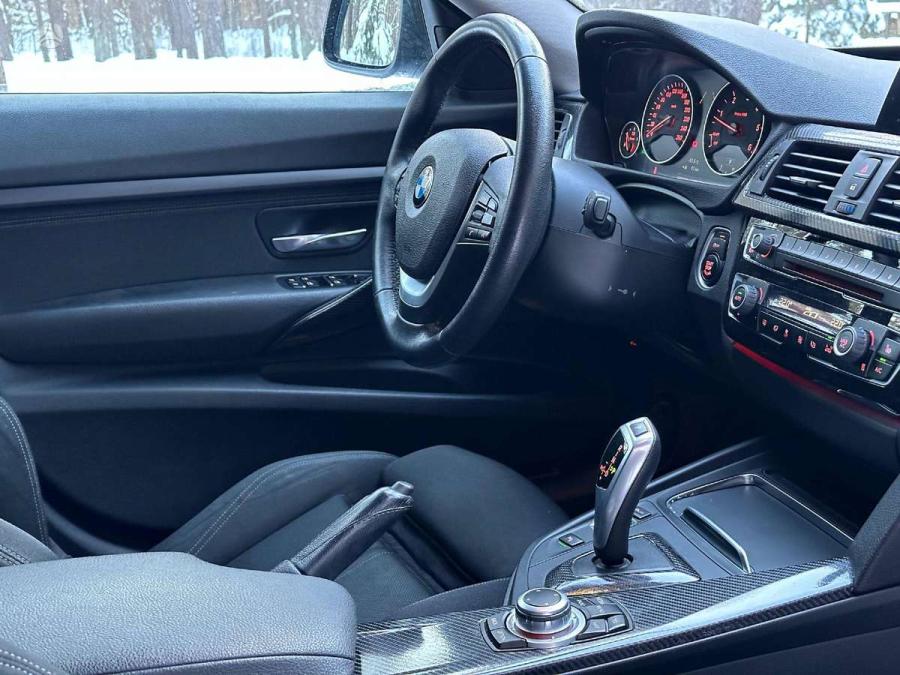 Black BMW 320 Gran Turismo 2016 in Vilnius, with an engine capacity of 2.00 L and mileage of 320 thousand km for 11900 €, photo 21 on AUTOMOTO.COM.LV