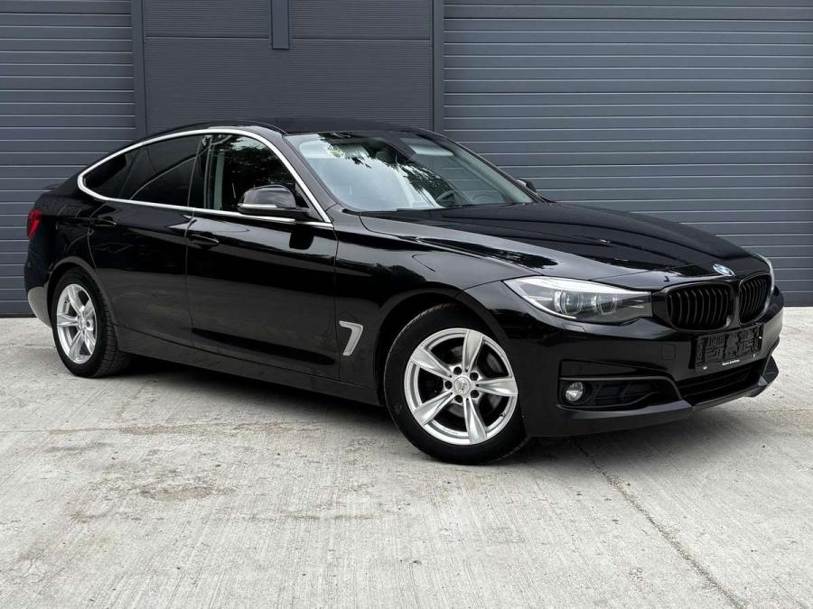 Black BMW 320 Gran Turismo 2017 in Utena, with an engine capacity of 2.00 L and mileage of 399 thousand km for 8800 €, photo 4 on AUTOMOTO.COM.LV