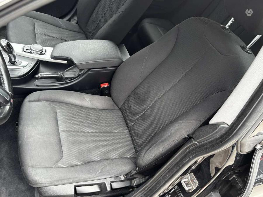 Black BMW 320 Gran Turismo 2017 in Utena, with an engine capacity of 2.00 L and mileage of 399 thousand km for 8800 €, photo 17 on AUTOMOTO.COM.LV