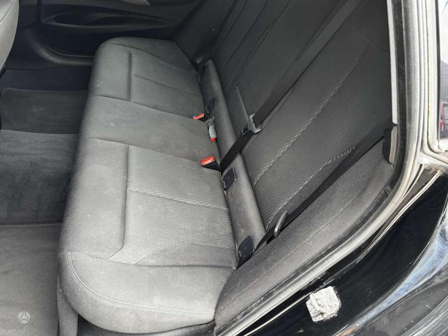 Black BMW 320 Gran Turismo 2017 in Utena, with an engine capacity of 2.00 L and mileage of 399 thousand km for 8800 €, photo 19 on AUTOMOTO.COM.LV