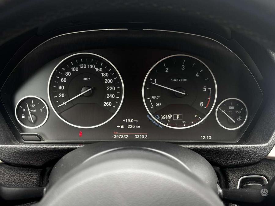 Black BMW 320 Gran Turismo 2017 in Utena, with an engine capacity of 2.00 L and mileage of 399 thousand km for 8800 €, photo 26 on AUTOMOTO.COM.LV