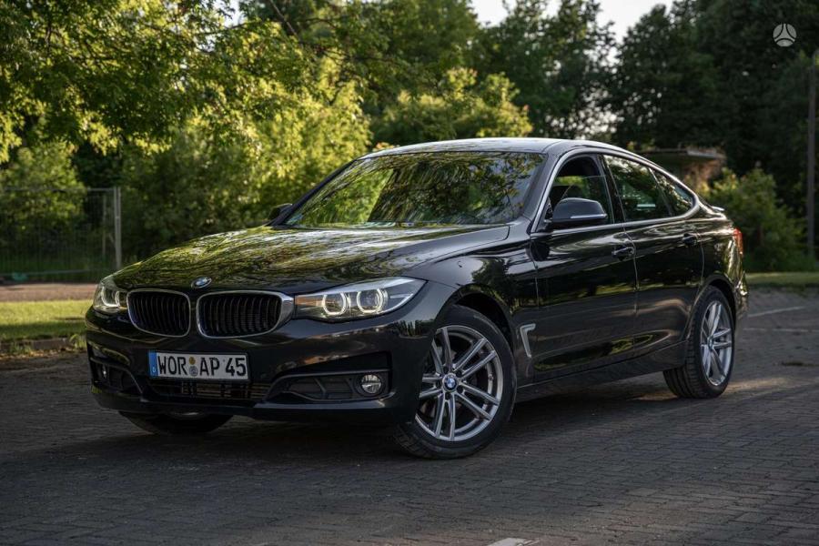 Черный БМВ 320 Gran Turismo 2018 в Вильнюс, объемом двигателя 2.00 л и пробегом 208 тыс. км за 12900 €, фото 1 на AUTOMOTO.COM.LV