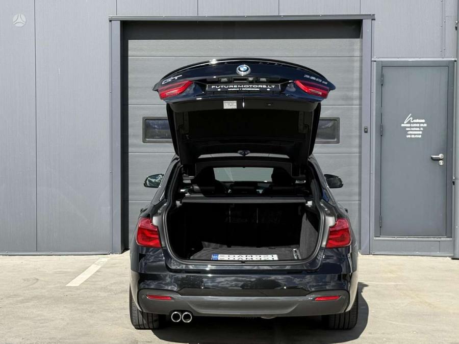 Melns BMW 320 Gran Turismo 2018 Kauņa, ar dzinēja tilpumu 2.00 L un nobraukumu 160 tūkst. km par 17500 €, foto 31 vietnē AUTOMOTO.COM.LV