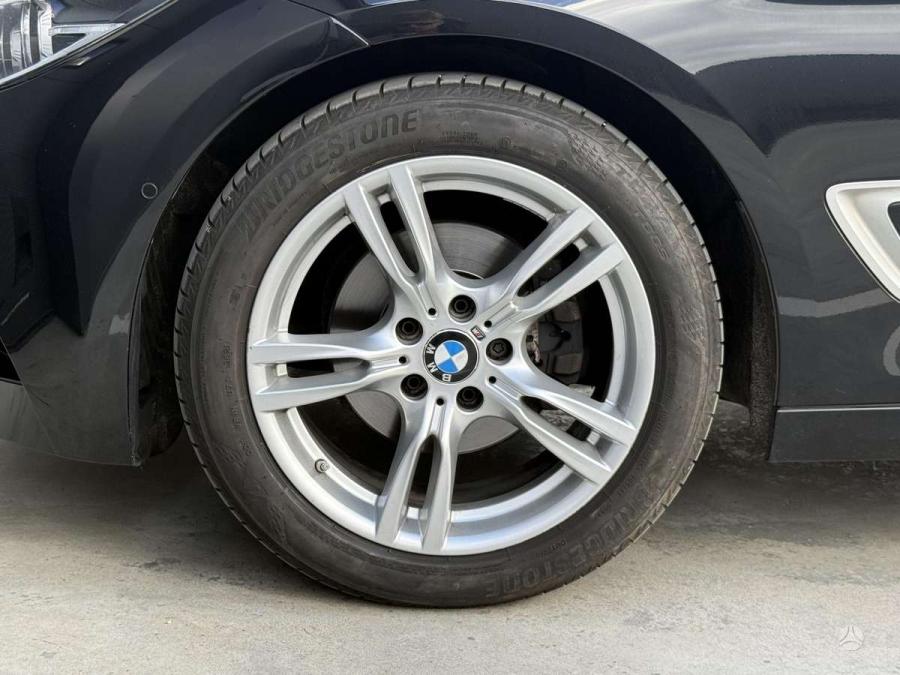 Melns BMW 320 Gran Turismo 2018 Kauņa, ar dzinēja tilpumu 2.00 L un nobraukumu 160 tūkst. km par 17500 €, foto 36 vietnē AUTOMOTO.COM.LV