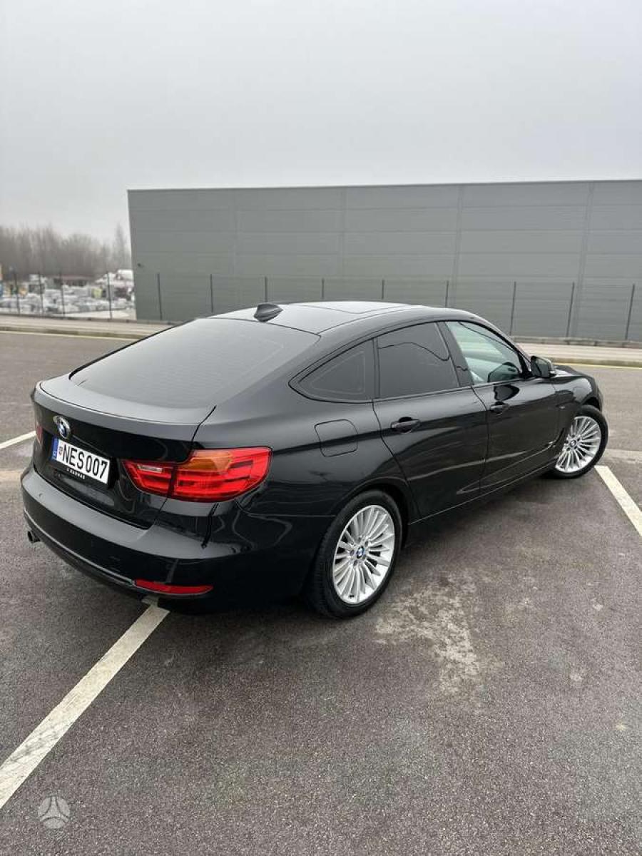 Black BMW 320 Gran Turismo 2013 in Kaunas, with an engine capacity of 2.00 L and mileage of 276 thousand km for 12500 €, photo 4 on AUTOMOTO.COM.LV