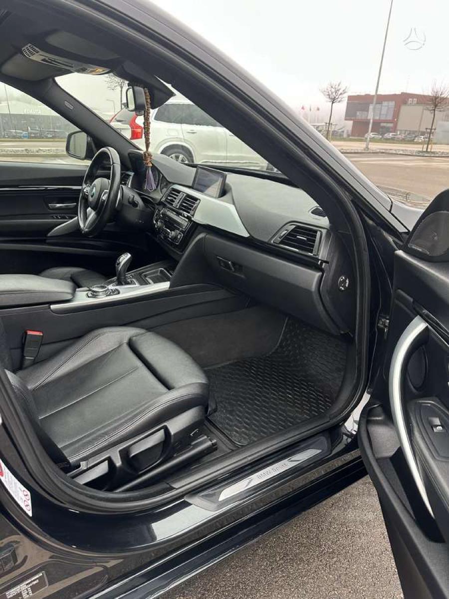 Black BMW 320 Gran Turismo 2013 in Kaunas, with an engine capacity of 2.00 L and mileage of 276 thousand km for 12500 €, photo 14 on AUTOMOTO.COM.LV