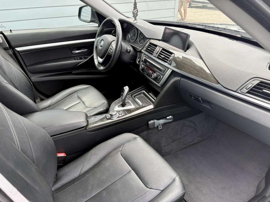 Blue BMW 320 Gran Turismo 2013 in Panevezys, with an engine capacity of 2.00 L and mileage of 263 thousand km for 8900 €, photo 21 on AUTOMOTO.COM.LV