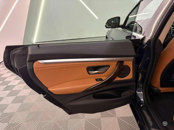 Blue BMW 320 Gran Turismo 2014 in Marijampole, with an engine capacity of 2.00 L and mileage of 244 thousand km for 11999 €, photo 9 on AUTOMOTO.COM.LV