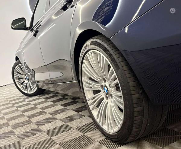 Blue BMW 320 Gran Turismo 2014 in Marijampole, with an engine capacity of 2.00 L and mileage of 244 thousand km for 11999 €, photo 10 on AUTOMOTO.COM.LV