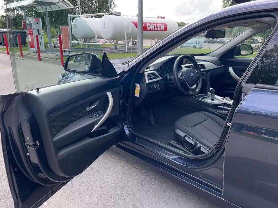 Blue BMW 320 Gran Turismo 2015 in Siauliai, with an engine capacity of 2.00 L and mileage of 293 thousand km for 8450 €, photo 24 on AUTOMOTO.COM.LV
