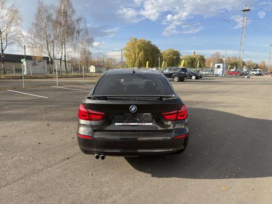 Brown BMW 320 Gran Turismo 2017 in Marijampole, with an engine capacity of 2.00 L and mileage of 200 thousand km for 12950 €, photo 8 on AUTOMOTO.COM.LV