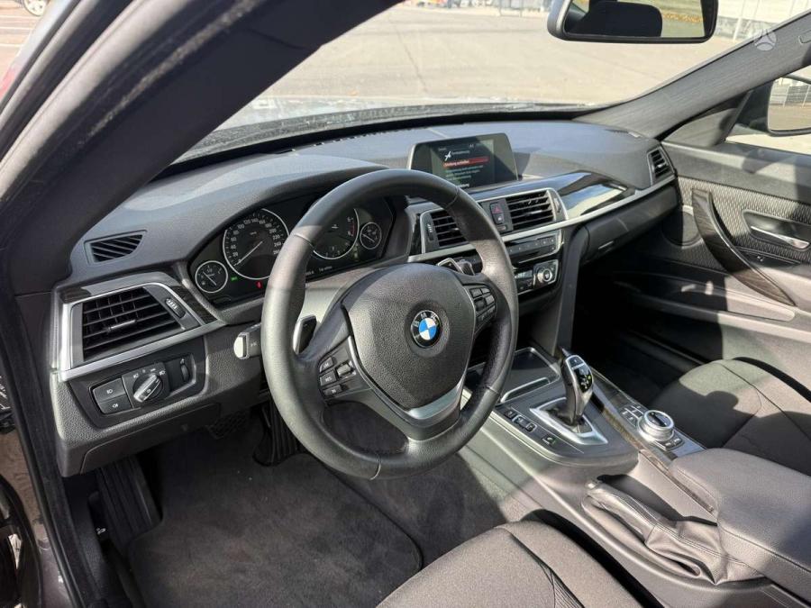Brown BMW 320 Gran Turismo 2017 in Marijampole, with an engine capacity of 2.00 L and mileage of 200 thousand km for 12950 €, photo 11 on AUTOMOTO.COM.LV