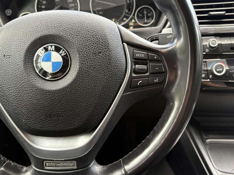 Grey BMW 320 Gran Turismo 2018 in Kaunas, with an engine capacity of 2.00 L and mileage of 305 thousand km for 12300 €, photo 23 on AUTOMOTO.COM.LV